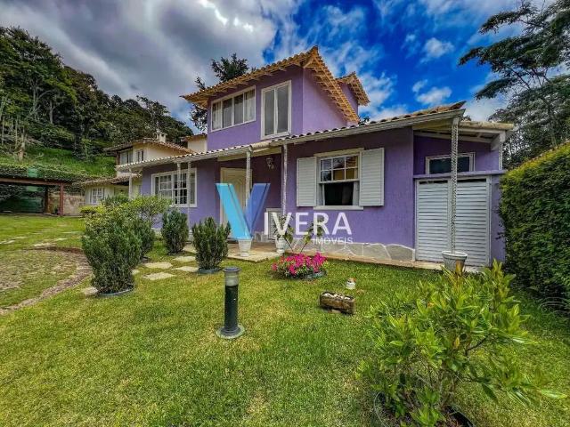 Casa / Sobrado para Venda em Teresópolis/RJ Albuquerque 3 Quartos