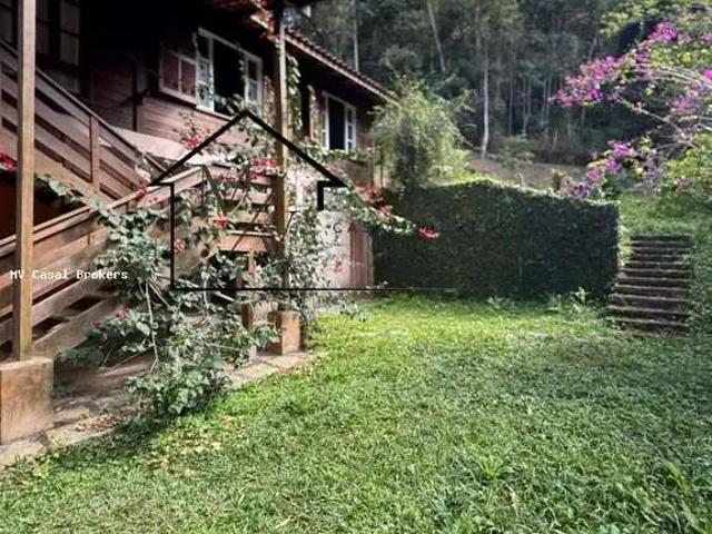 Casa / Sobrado para Venda em Teresópolis/RJ Albuquerque 3 Quartos