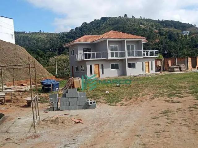 Casa / Sobrado para Venda em Teresópolis/RJ Albuquerque 3 Quartos