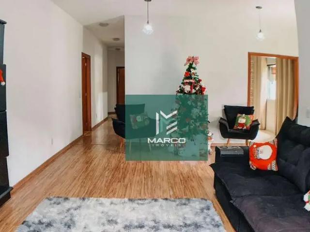 Casa / Sobrado para Venda em Teresópolis/RJ Albuquerque 3 Quartos