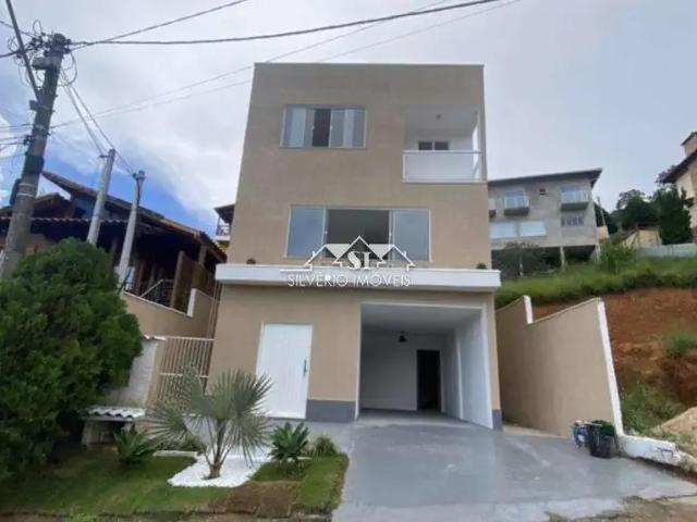 Casa / Sobrado para Venda em Teresópolis/RJ Albuquerque 4 Quartos