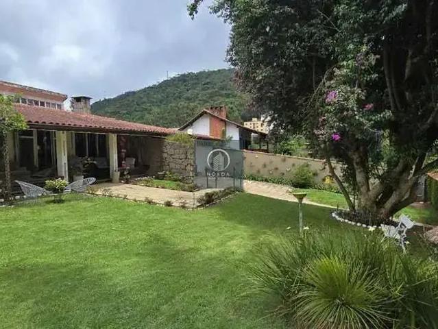 Casa / Sobrado para Venda em Teresópolis/RJ Albuquerque 4 Quartos