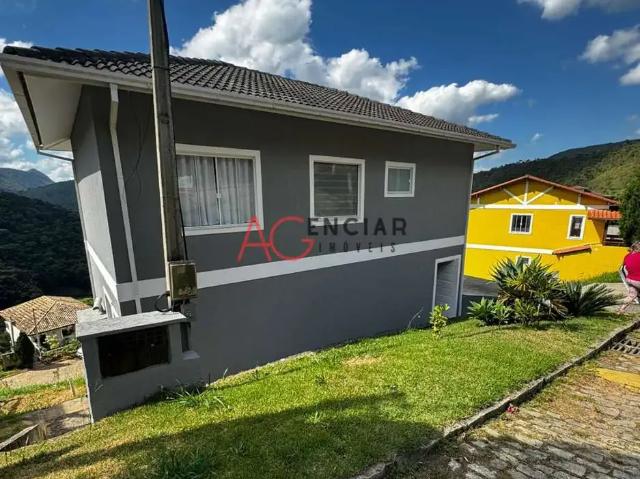 Casa / Sobrado para Venda em Teresópolis/RJ Albuquerque 4 Quartos