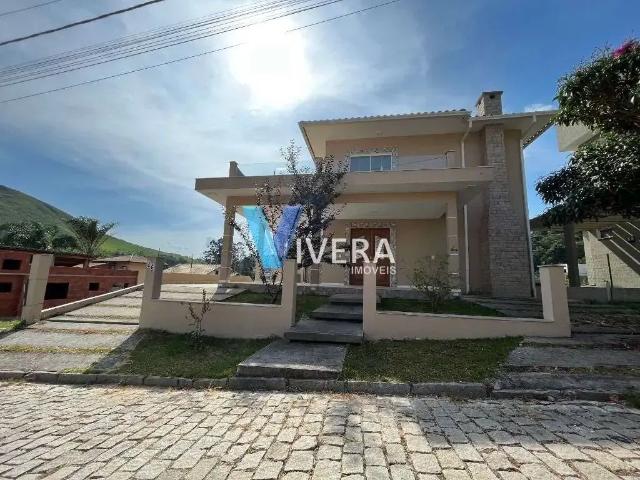 Casa / Sobrado para Venda em Teresópolis/RJ Albuquerque 4 Quartos