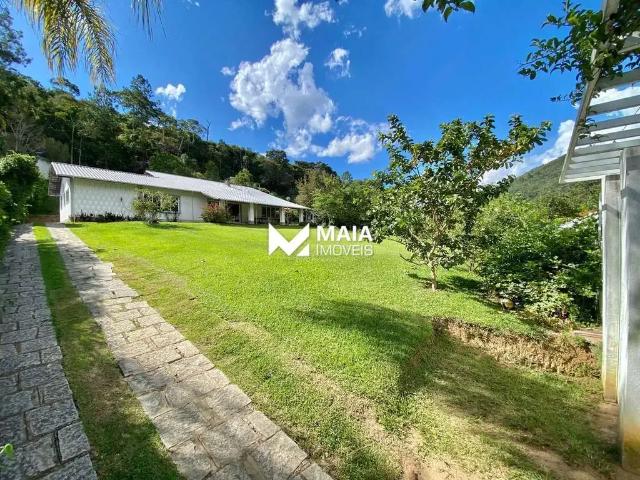 Casa / Sobrado para Venda em Teresópolis/RJ Albuquerque 4 Quartos