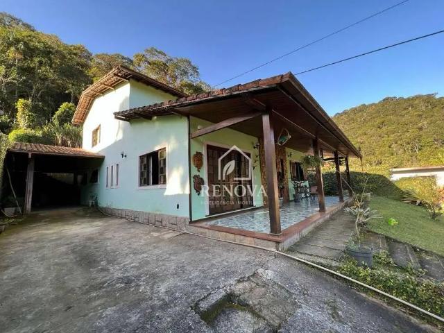 Casa / Sobrado para Venda em Teresópolis/RJ Albuquerque 5 Quartos