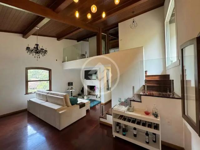 Casa / Sobrado para Venda em Teresópolis/RJ Albuquerque 5 Quartos