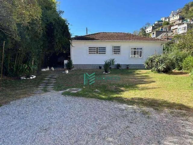 Casa / Sobrado para Venda em Teresópolis/RJ Alto 3 Quartos