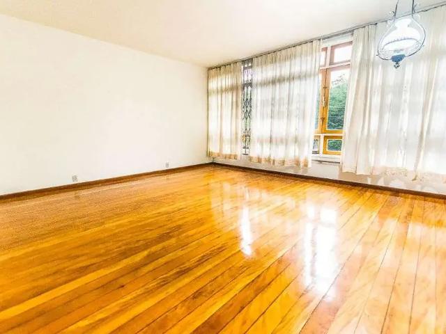 Casa / Sobrado para Venda em Teresópolis/RJ Alto 3 Quartos
