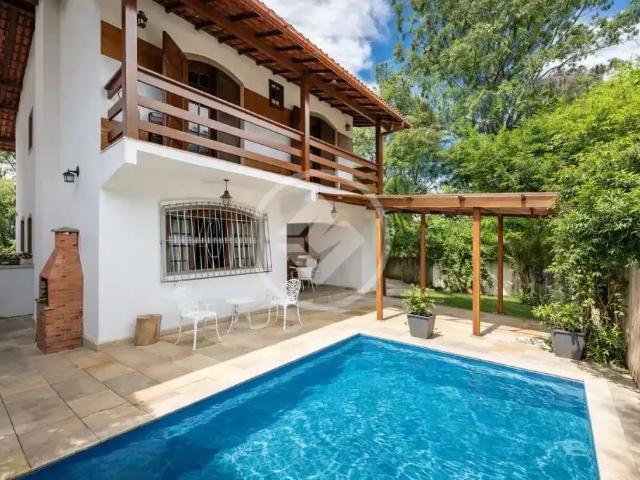 Casa / Sobrado para Venda em Teresópolis/RJ Alto 4 Quartos