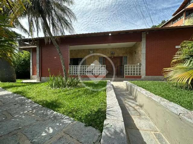 Casa / Sobrado para Venda em Teresópolis/RJ Alto 4 Quartos