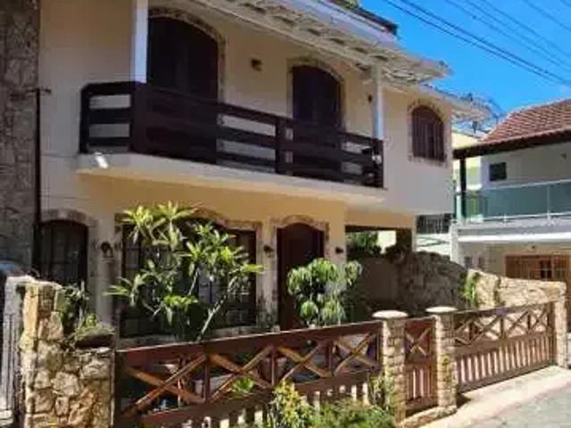 Casa / Sobrado para Venda em Teresópolis/RJ Alto 5 Quartos