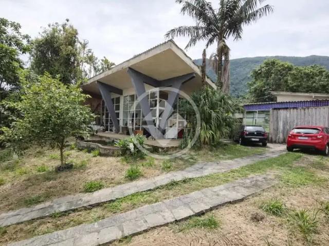 Casa / Sobrado para Venda em Teresópolis/RJ Araras 2 Quartos