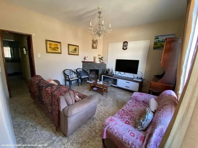 Casa / Sobrado para Venda em Teresópolis/RJ Barra do Imbuí 4 Quartos
