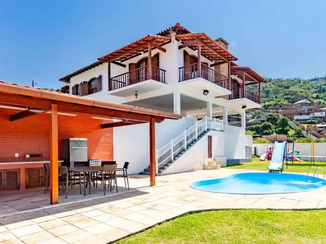 Casa / Sobrado para Venda em Teresópolis/RJ Barra do Imbuí 5 Quartos