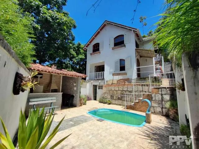 Casa / Sobrado para Venda em Teresópolis/RJ Cascata do Imbuí 3 Quartos