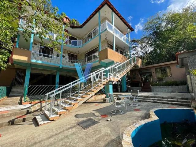 Casa / Sobrado para Venda em Teresópolis/RJ Cascata dos Amores 8 Quartos