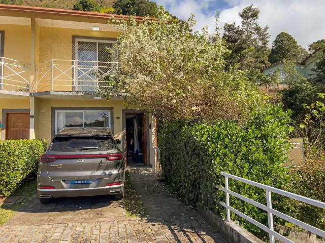 Casa / Sobrado para Venda em Teresópolis/RJ Cascata dos Amores 3 Quartos