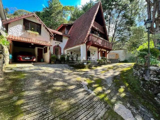 Casa / Sobrado para Venda em Teresópolis/RJ Cascata dos Amores 3 Quartos