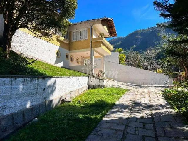 Casa / Sobrado para Venda em Teresópolis/RJ Cascata dos Amores 3 Quartos