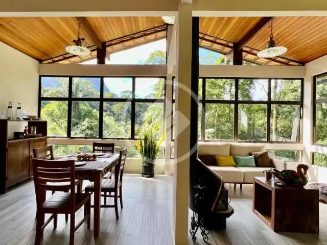 Casa / Sobrado para Venda em Teresópolis/RJ Carlos Guinle 4 Quartos