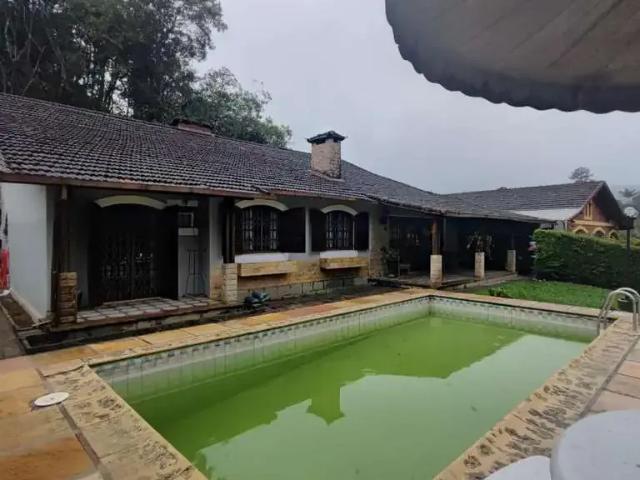 Casa / Sobrado para Venda em Teresópolis/RJ Carlos Guinle 6 Quartos
