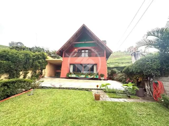 Casa / Sobrado para Venda em Teresópolis/RJ Ermitage 3 Quartos