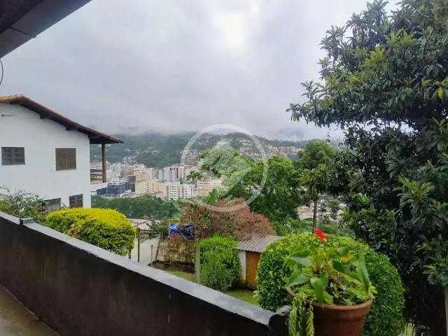 Casa / Sobrado para Venda em Teresópolis/RJ Fazendinha 3 Quartos