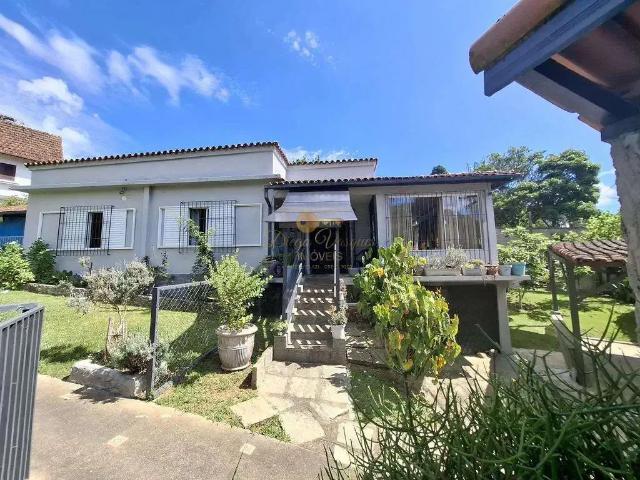 Casa / Sobrado para Venda em Teresópolis/RJ Golfe 3 Quartos