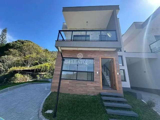 Casa / Sobrado para Venda em Teresópolis/RJ Golfe 3 Quartos