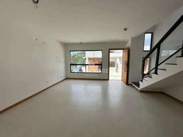 Casa / Sobrado para Venda em Teresópolis/RJ Golfe 3 Quartos