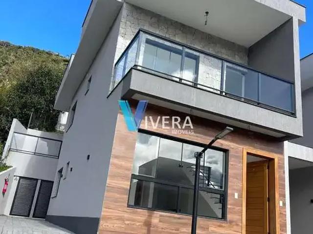Casa / Sobrado para Venda em Teresópolis/RJ Golfe 3 Quartos