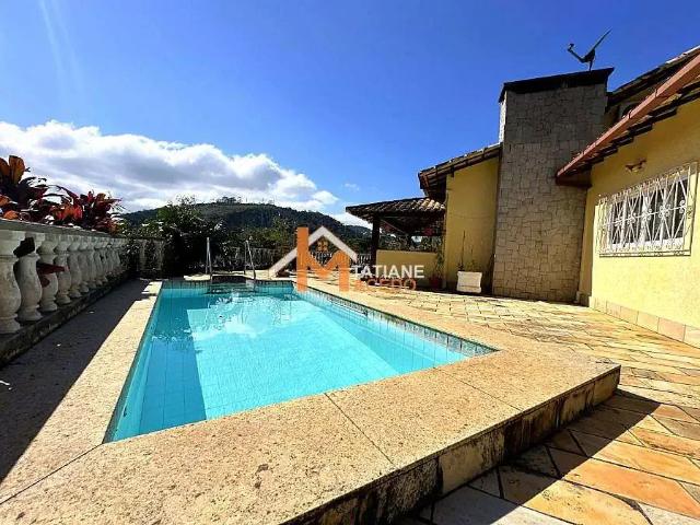 Casa / Sobrado para Venda em Teresópolis/RJ Golfe 3 Quartos