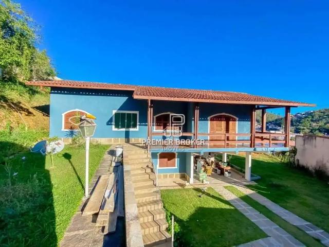 Casa / Sobrado para Venda em Teresópolis/RJ Golfe 3 Quartos