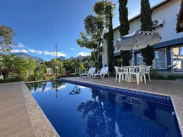 Casa / Sobrado para Venda em Teresópolis/RJ Golfe 4 Quartos