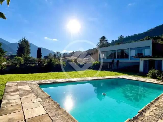 Casa / Sobrado para Venda em Teresópolis/RJ Granja Comary 4 Quartos