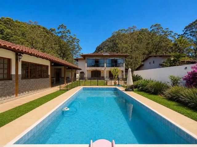 Casa / Sobrado para Venda em Teresópolis/RJ Granja Guarani 3 Quartos