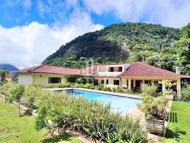 Casa / Sobrado para Venda em Teresópolis/RJ Granja Guarani 8 Quartos