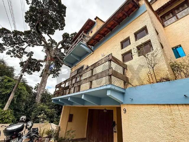 Casa / Sobrado para Venda em Teresópolis/RJ Iucas 4 Quartos