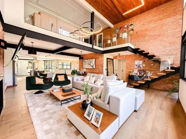 Casa / Sobrado para Venda em Teresópolis/RJ Iucas 4 Quartos