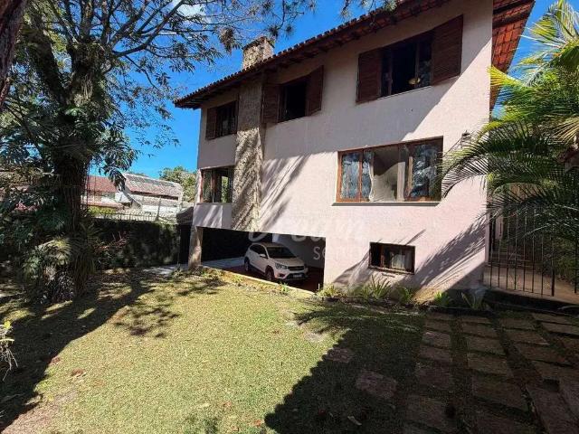 Casa / Sobrado para Venda em Teresópolis/RJ Iucas 4 Quartos