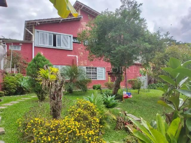 Casa / Sobrado para Venda em Teresópolis/RJ Iucas 4 Quartos