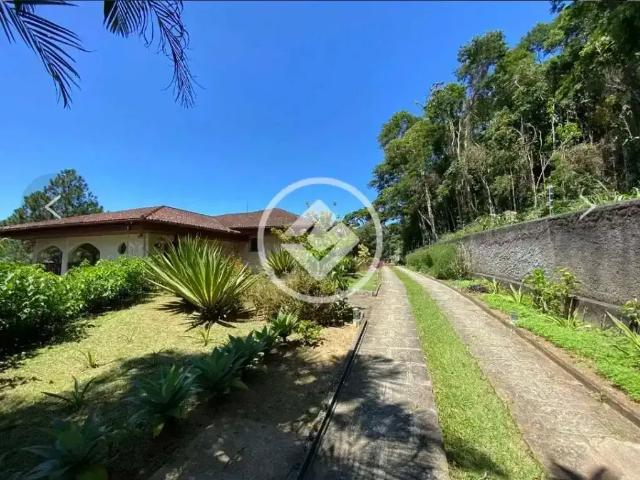 Casa / Sobrado para Venda em Teresópolis/RJ Iucas 5 Quartos