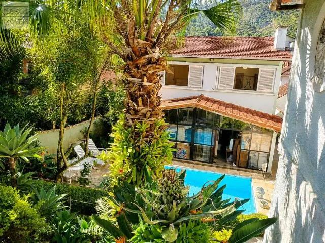 Casa / Sobrado para Venda em Teresópolis/RJ Jardim Cascata 3 Quartos