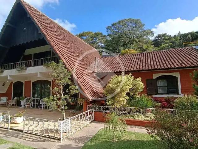 Casa / Sobrado para Venda em Teresópolis/RJ Jardim Cascata 5 Quartos