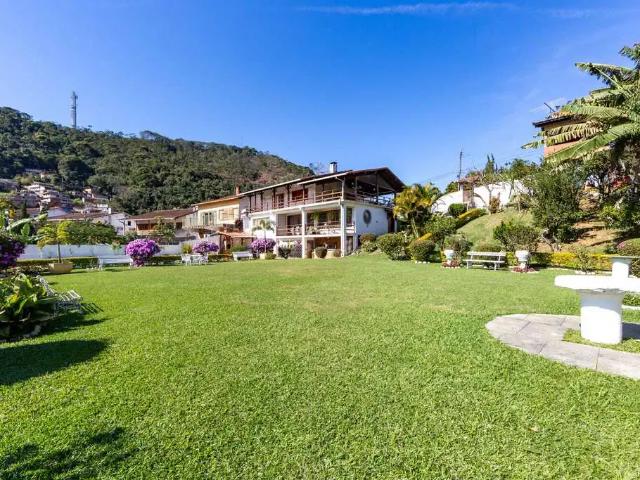 Casa / Sobrado para Venda em Teresópolis/RJ Jardim Cascata 5 Quartos