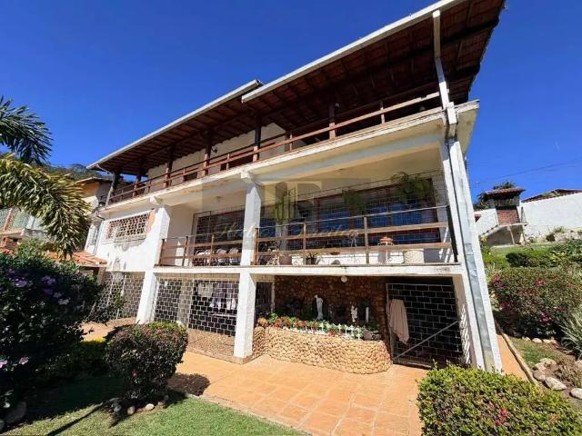 Casa / Sobrado para Venda em Teresópolis/RJ Jardim Cascata 5 Quartos