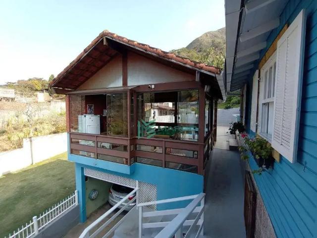 Casa / Sobrado para Venda em Teresópolis/RJ Jardim Meudon 3 Quartos