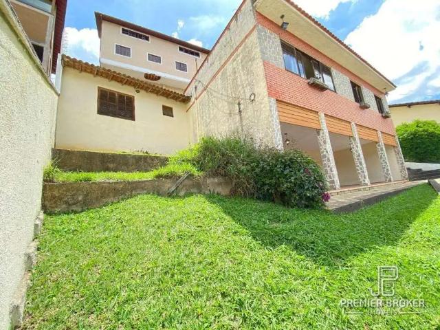 Casa / Sobrado para Venda em Teresópolis/RJ Panorama 3 Quartos