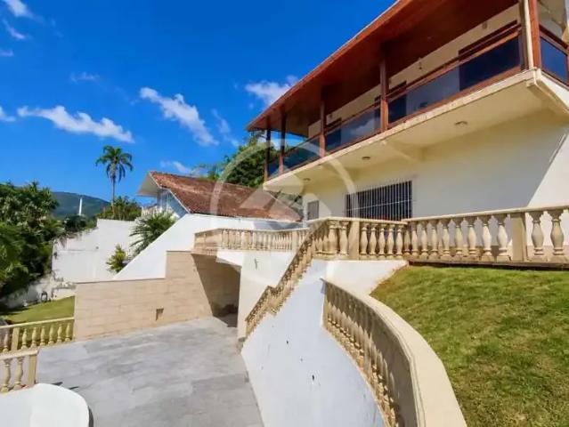 Casa / Sobrado para Venda em Teresópolis/RJ Panorama 4 Quartos